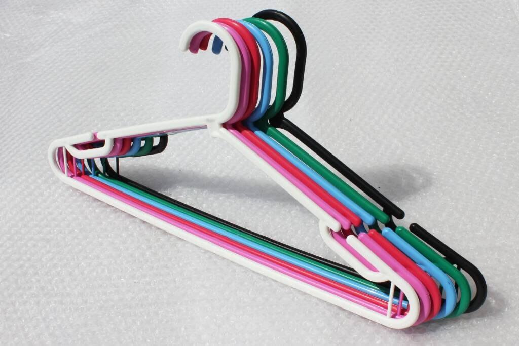 Hangersrus Jumbo multi colour Clothes Hangers with trouser bar | Hangersrus